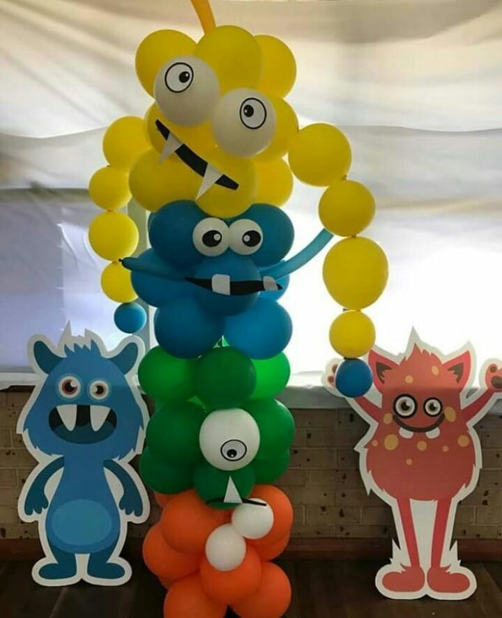 Balloon Tower - Bubble Moo Balloons